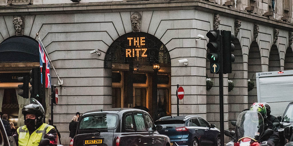 The Art of Royal Dining: Designing a Coronation Menu - Food Options